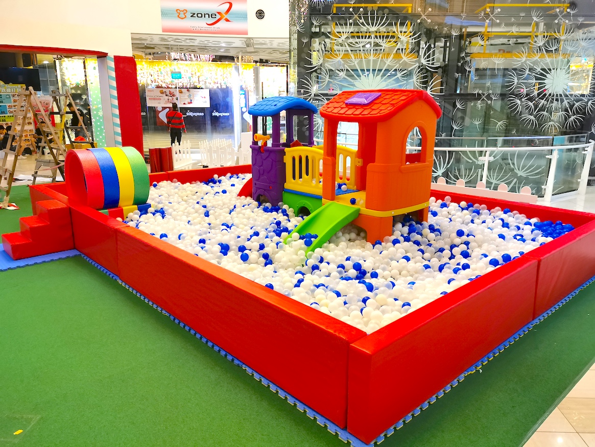 Giant Ball Pit Rental Singapore | Big Top
